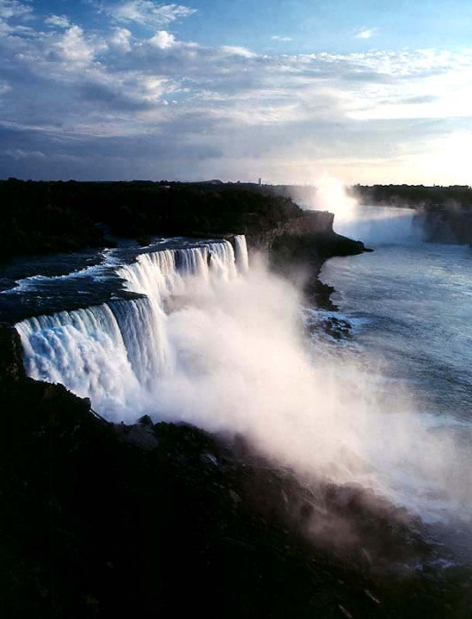 Niagara Falls is a group of three waterfalls at the southern end of ...
